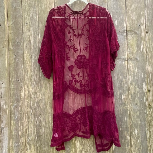 Dizzy Issy | Tops | Dizzy Issy Dark Red Long Lace Open Cardigan Short ...